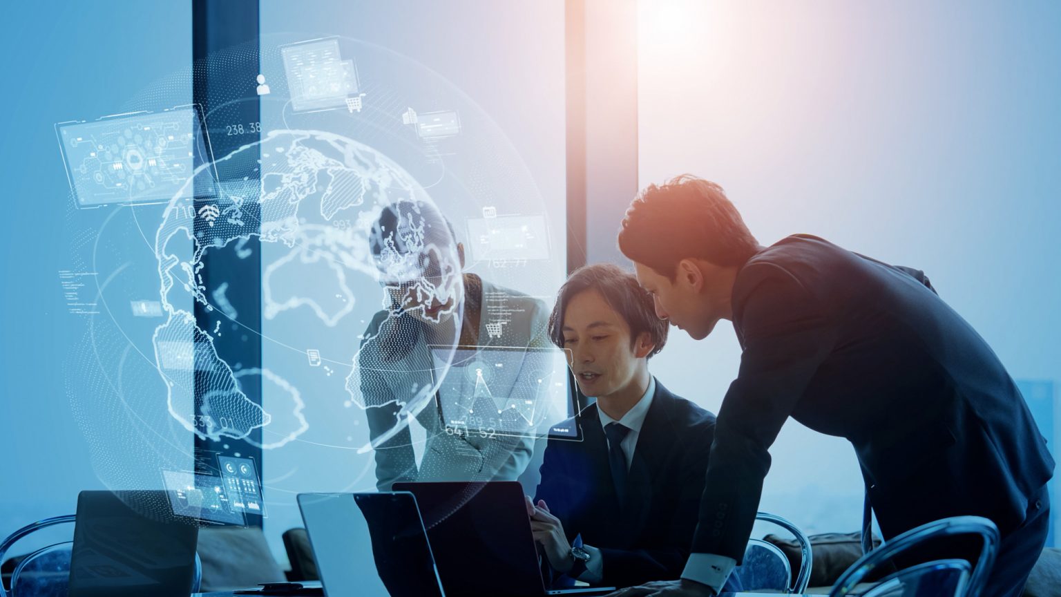 DX人材育成の指針『デジタルスキル標準』の使い方 DSS-LとDSS-Pはどう使い分けるべき？ | データで越境者に寄り添うメディア データのじかん